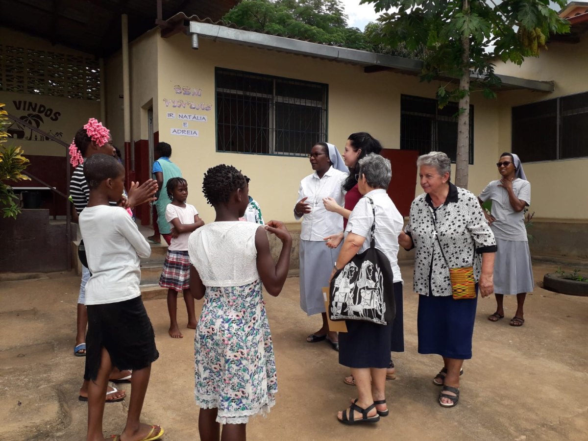 I experienced worries and joys of Angolan people
